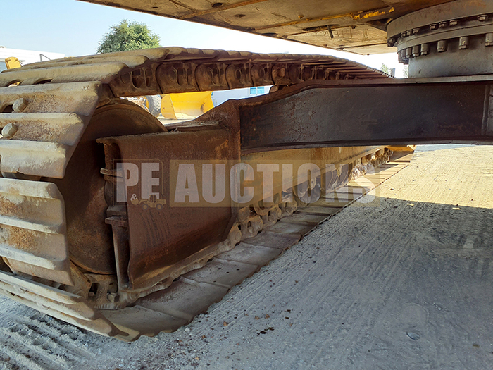 2015 Caterpillar 320D2 (333) | P&E