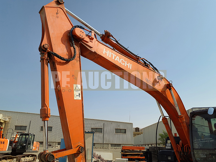 2010 Hitachi ZX200-3 (270) | P&E